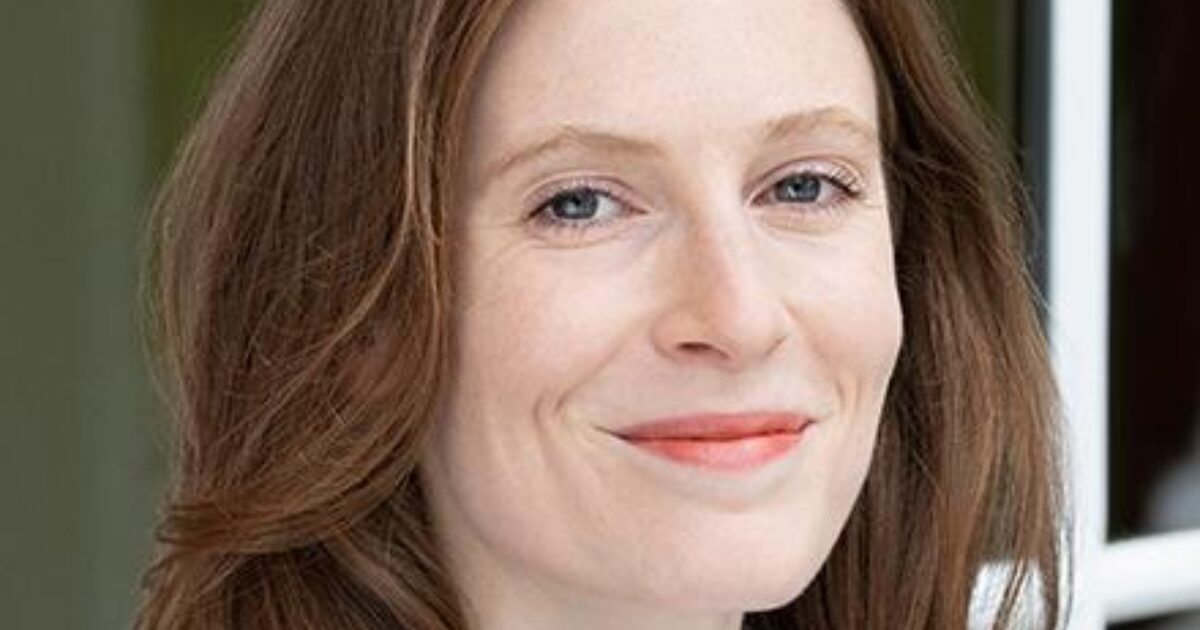 Minda de Gunzburg Center for European Studies | Charlotte Robertson